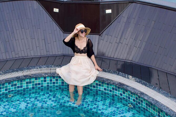 2 Days and 1 Night Aboard La Stellar Cruise in Halong from Hanoi - First Impressions: Tuan Chau Island and the Marina