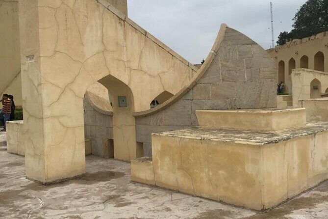 2 Days Delhi and Taj Mahal Overnight Tour from Delhi by Car - Transportation and Logistics