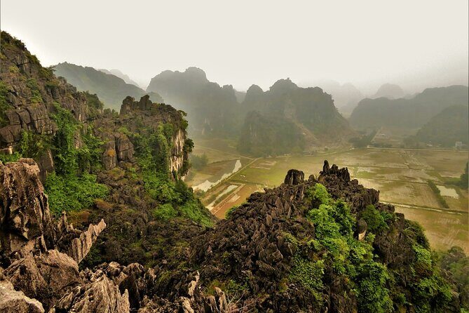 2 Days Hoa Lu Tam Coc & Mua Cave Tour - Authentic Experiences & Traveler Insights