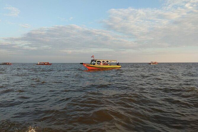 3-Day Siem Reap Tour: Angkor, Kulen Mountain & Kompong Phluk - Day Two: More Temples and the Sunset