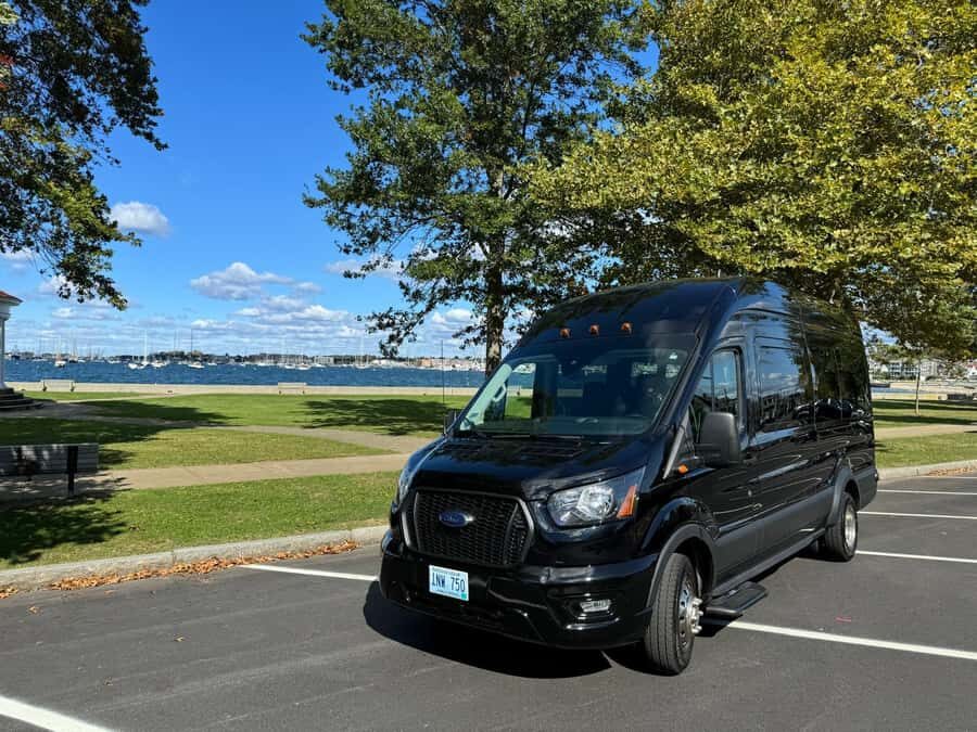 3 Hr Newport Scenic Luxury Van Tour with Breakers (Ages 5+) - Why Choose This Tour?