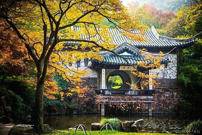 4-Hour Wuxi Private Tour: Huishan Old Town, Jichang Garden and Nanchan Temple - The Guides & Experience Quality