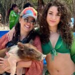 4hr Private Tour Island Hop Snorkel w/ Turtles & Sip Bahama Mamas - What to Expect: Practical Details & Value