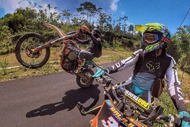 5 Hrs Volcano and Jungle Dirtbike Tour - Who Will Love This Tour?