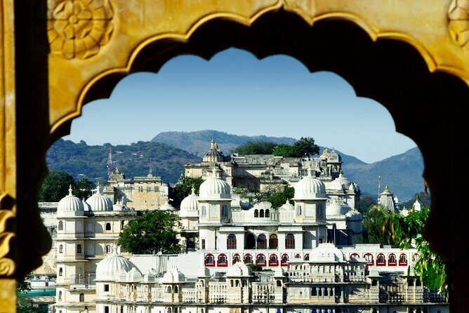 6 Day Delhi Agra Jaipur Udaipur Tour-Golden Triangle with Udaipur - Authentic Experiences and Authenticity