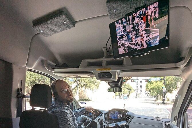 65 Minute JFK Assassination Walking and Van Tour - The Practicalities: What to Expect