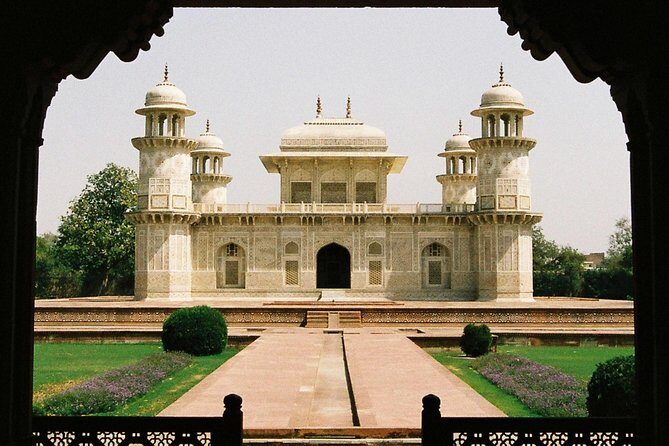 8 Days India Golden Triangle Tour With Varanasi - Who Is This Tour Best For?