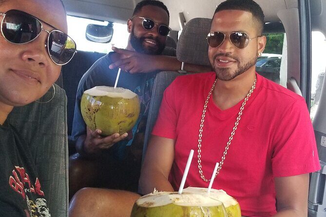 9. Grand Palladium Resort Airport Private Fun-Transfer to/from Sangster Intl - What Reviews Say (From the Limited Data Available)