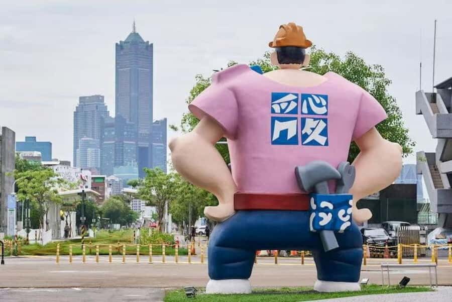 A Canvas of Faith and Art:A Poetic Day Trip to Kaohsiung - The Practical Side of the Tour