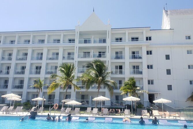 A "Private" Airport Transfer to any Resort in Ocho Rios - How the Service Works