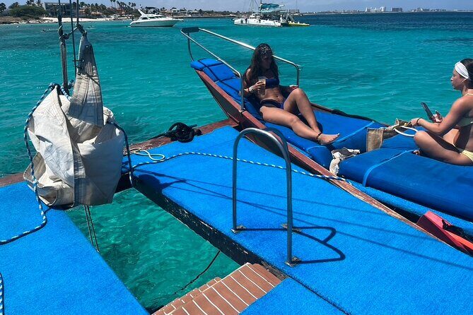 Adults Only Catalina Bay Small Group Snorkel & Sunset Sail - FAQs