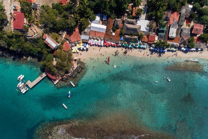 Adventure in Zihua - Snorkeling at Playa Las Gatas