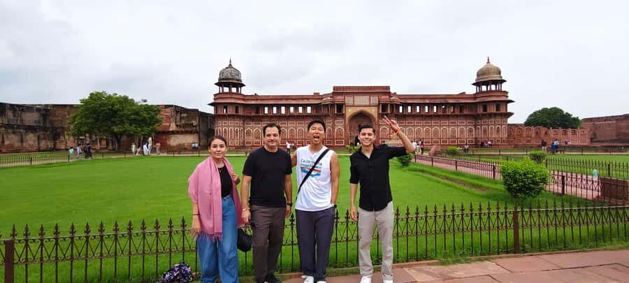 Agra: Skip-the-Line Taj Mahal, Agra Fort & Baby Taj Day Trip - The Itinerary in Detail