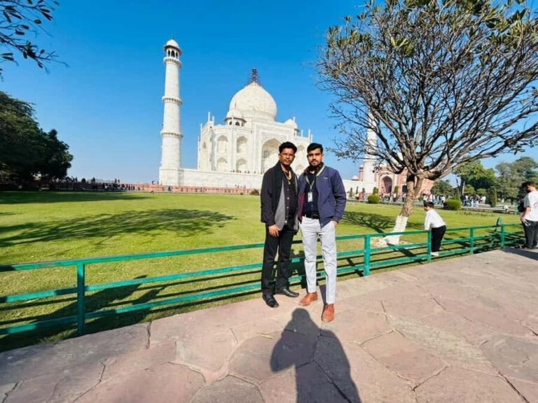 Agra: Taj Mahal Express Entry Tickets w/ Local Expert Guide - Comparing Value and Price
