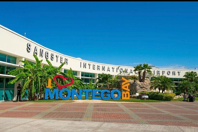 Airport Private Round Trip Transfer - Comparing Price and Value