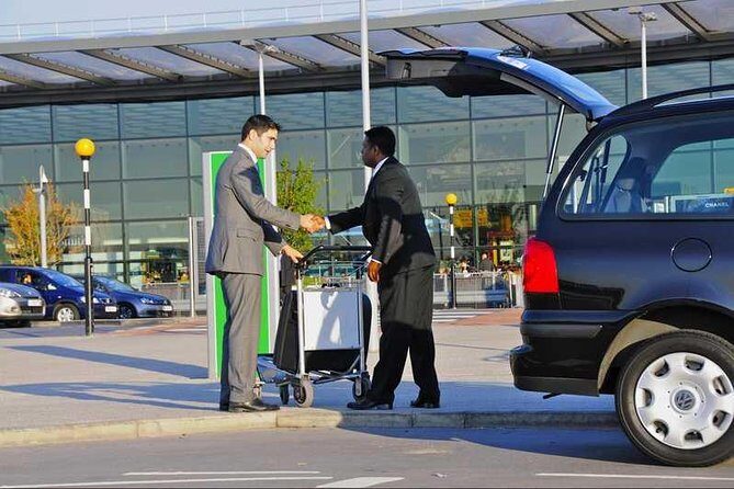 Airport Shuttle Service - Value and Price: Is It Worth It?