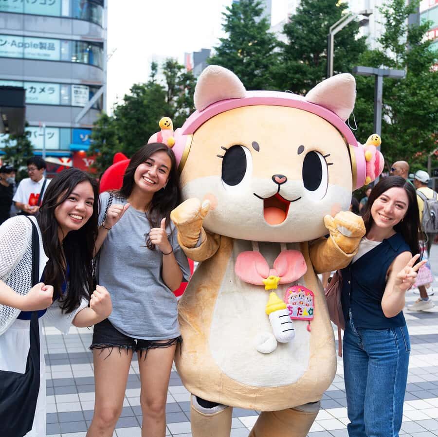 Akihabara: The Anime & Entertainment Center - Exploring Akihabara: A Deep Dive