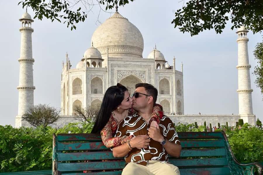 All Inclusive Sunrise Taj Mahal, Fort & Mehtab Bagh Day Tour - Why This Tour Stands Out