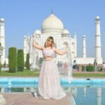 All Inclusive Taj Mahal Skip the Line Same Day Tour From Delhi - Exploring Agra Fort: A Walk Through Mughal History