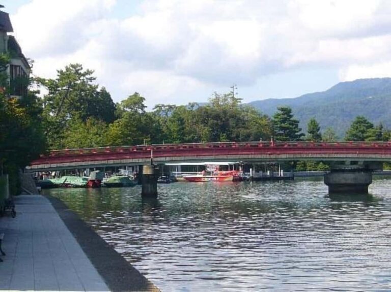 Amanohashidate: Guided Coastal Cycling Tour with Lunch - What to Expect During the Day