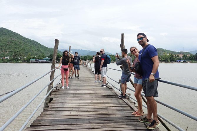 Amazing Countryside & River Tour (Small Group Tour) - Transportation & Group Size