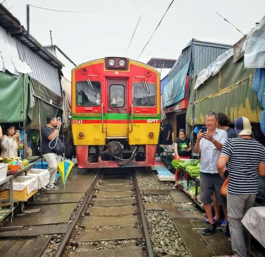 Amazing Maeklong Railway Market [ only on Fri, Sat, Sunday ] - In-Depth Breakdown of the Experience