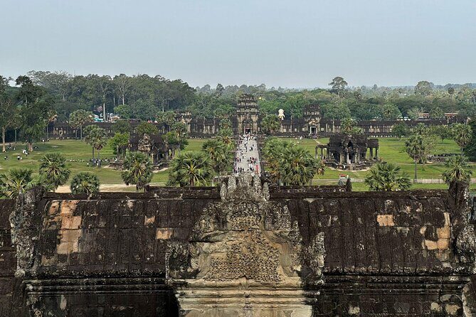 Angkor Wat 1-Day Tour by Private Car or Minivan - The Experience: What You Can Expect