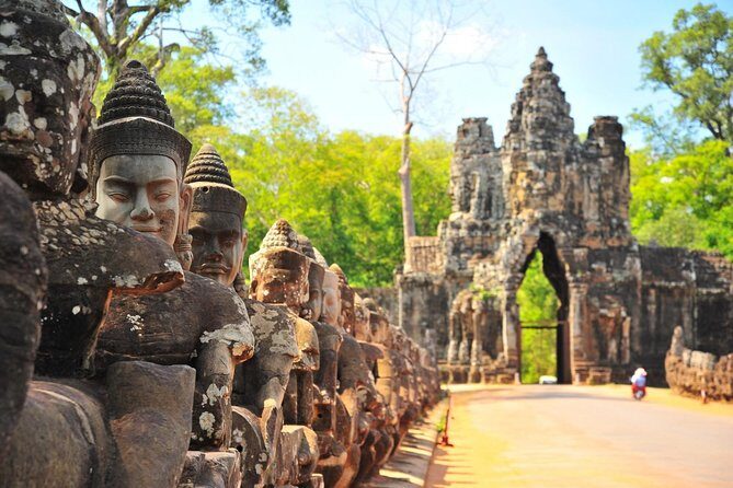 Angkor wat and Small group temples Full day tours - Who Should Book This Tour?