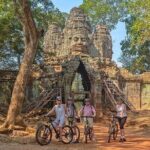 Angkor Wat Sunrise Cycling Tour With Breakfast and Tour Guided - Detailed Breakdown of the Itinerary