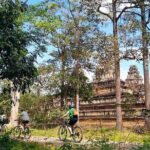 Angkor Wat Sunrise or Sunset Tour with Guide - Analyzing the Value and Practicalities