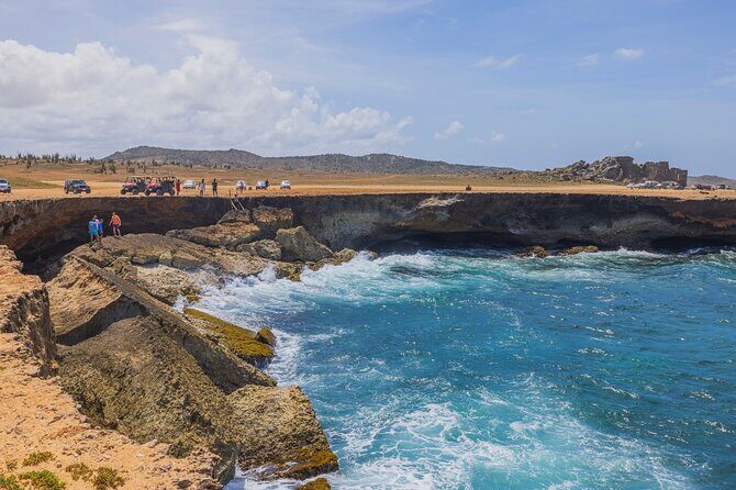 Aruba Private Jeep Tours With Exciting Attractions - Unique Geological Wonders: Natural Bridge and Tripod Bridge