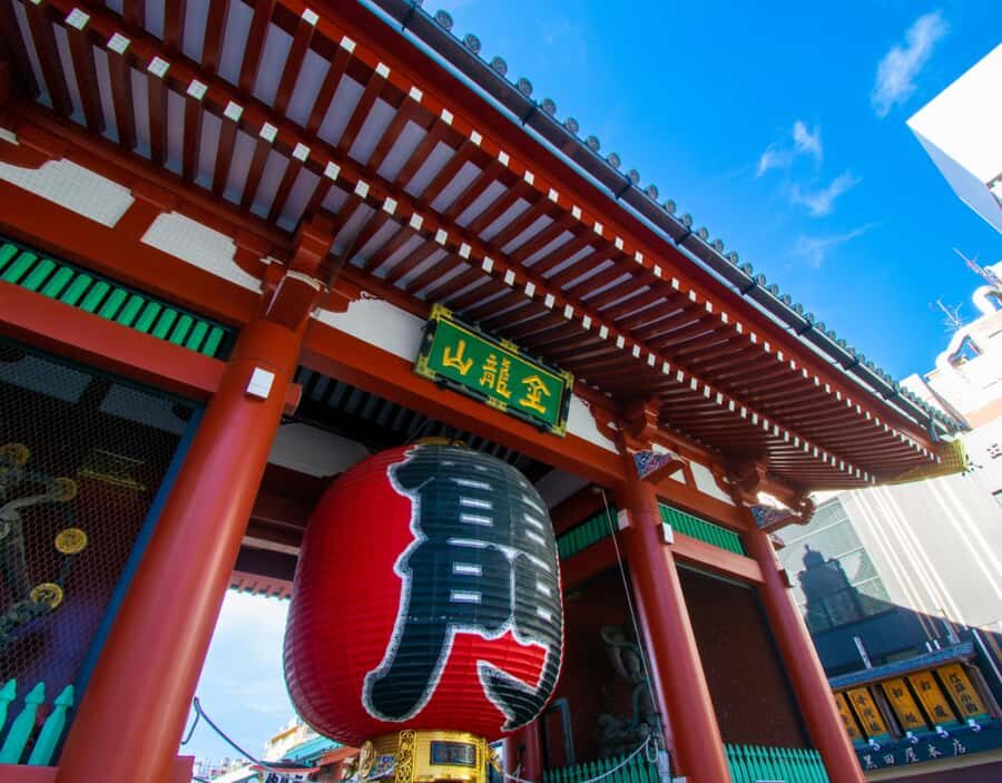 Asakusa Kimono and Matcha Tour by Locals - Kimono Fitting: An Elegant Stroll Through History