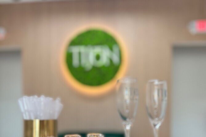 Atlanta: Fragrance After Dark - Make Perfume or Cologne - Wrapping It Up