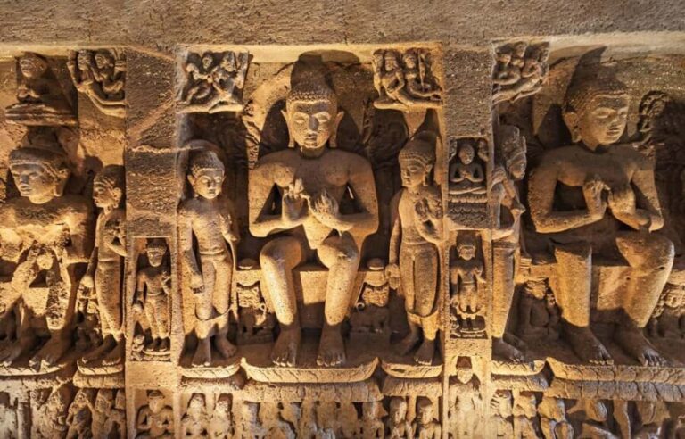 Aurangabad: Ajanta & Ellora Caves Journey - Who Should Consider This Tour?