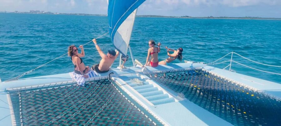 Bahamas: Swimming Pigs & Snorkeling Cruise with Lunch & Rum - Who Will Love This Tour?