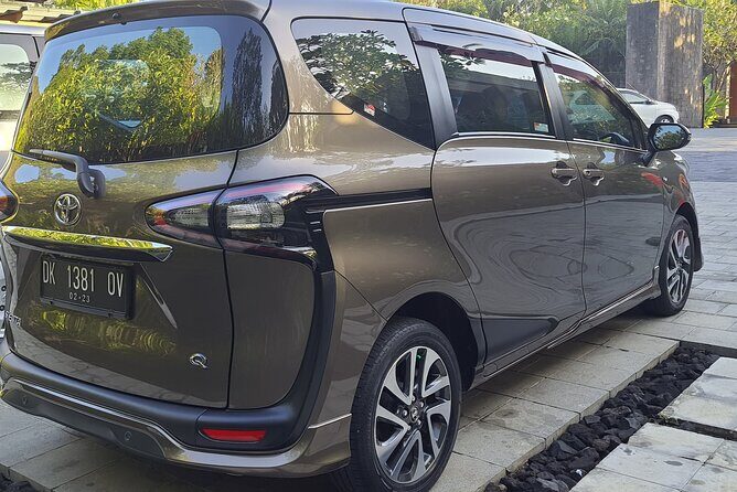 Bali Airport Transfer Check in or Check out Seminyak Luxury Car - Who Will Love This Service?