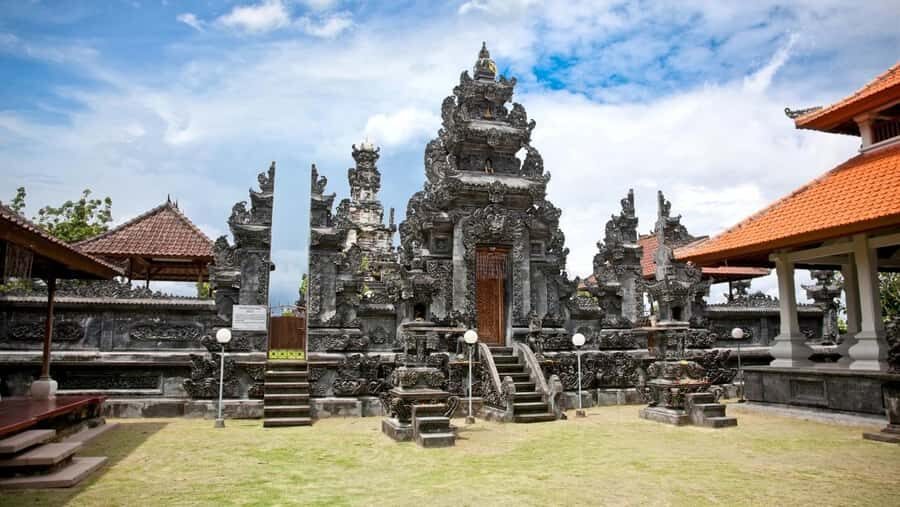 Bali: Customised Uluwatu Tour With Private Hotel Transfer - Practical Details and What to Expect