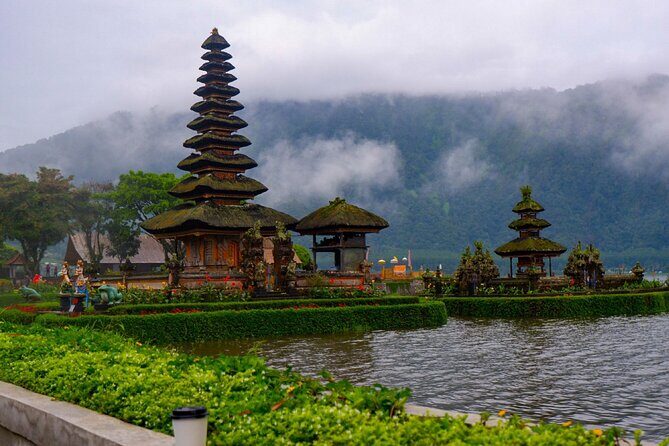 Bali Heritage Tour Taman Ayun Ulun Danu Jatiluwih Tanah Lot - The Transport and Pace