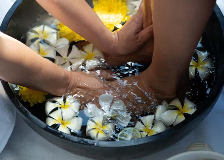 Bali: Hot Lava Stone Massage by Balinese Therapists - Booking and Flexibility