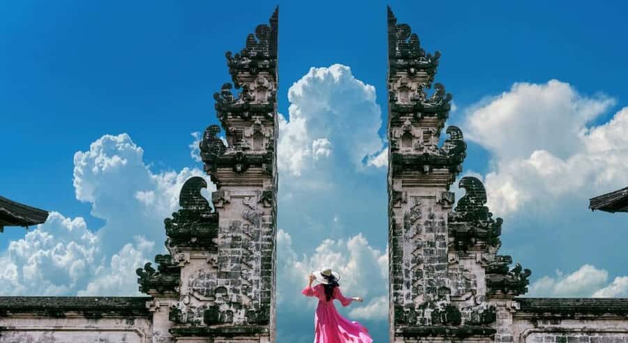 Bali: Lempuyang Temple, Tirta Gangga, and Goa Lawah Tour - What to Expect at Each Stop