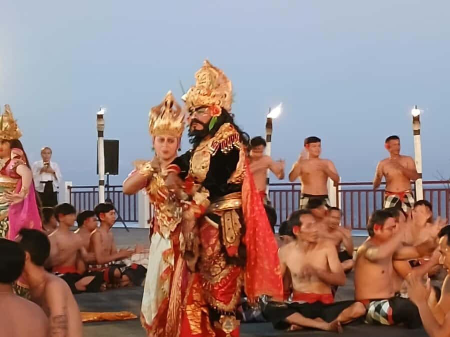 Bali: MELASTI BEACH SUNSET KECAK DANCE WITH DINNER PACKAGES - Why This Tour Offers Great Value