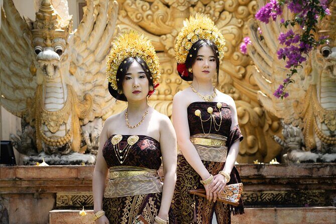 Bali Professional Photoshoot in Traditional Dress Outfit - FAQs