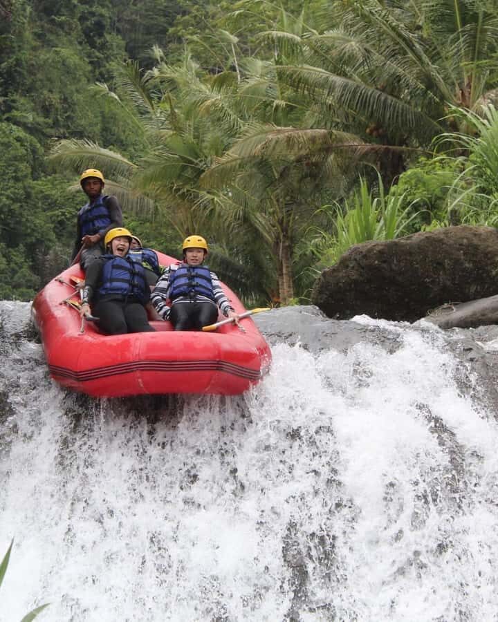 Bali Sidemen: Private Telaga Waja River Rafting With Lunch - Authentic Experiences and Review Highlights