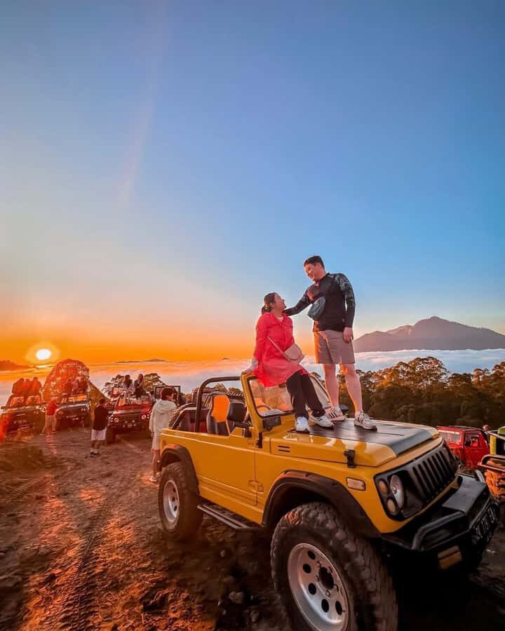Bali: Sunrise Jeep Mount Batur With Hot Spring Relaxation - Cultural and Spiritual Stops: The Floating Temple