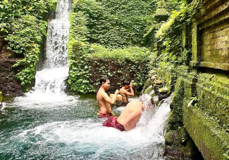 Bali: Temple Visit with Palm Reader & Fortune Telling Option - The Sum Up