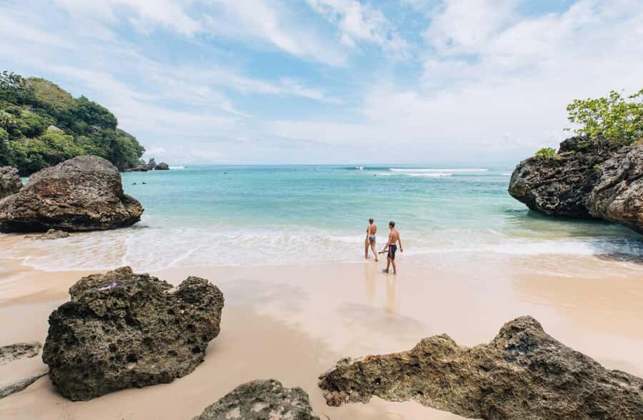 Bali: Uluwatu Beaches Tour with Padang Padang and Suluban - Why This Tour Stands Out