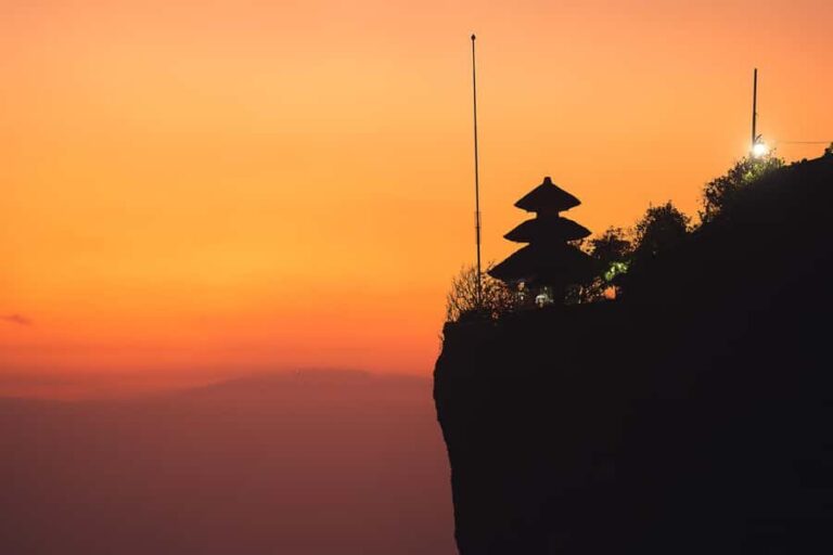 Bali: Uluwatu Temple Tour with Optional Kecak Dance Ticket - What to Expect from the Uluwatu Temple Tour