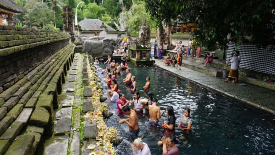 Bali: Waterfalls, Temples, and Rice Terraces Tour - The Spiritual Significance of Tirta Empul Temple