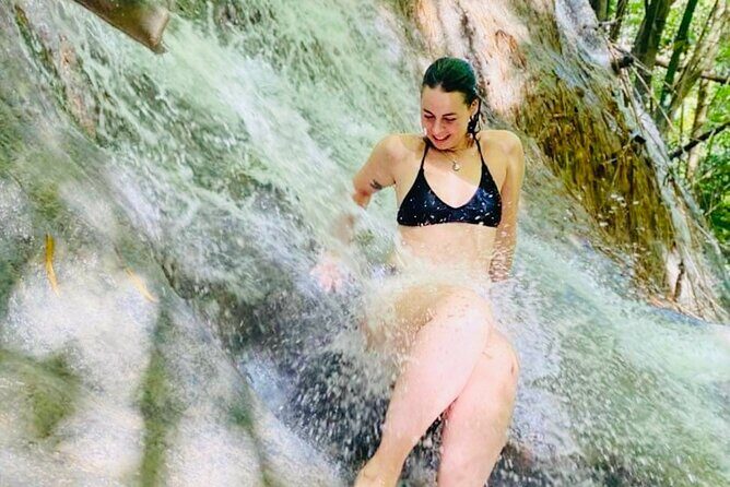 Bamboo Rafting & Jerk Picnic by the Waterfalls - The Waterfall and Jerk Picnic: A Feast in the Jungle