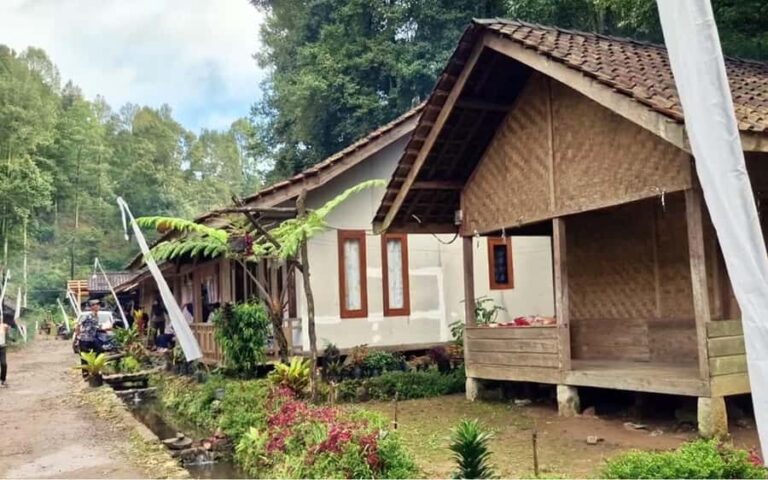 Bandung: 2-Day Village Stay, Waterfall, Crater & Hot Springs - What to Expect: Day-by-Day Breakdown